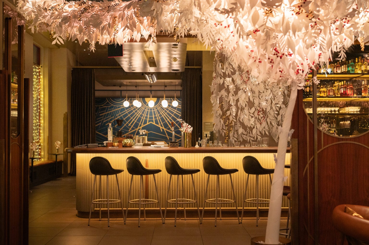 New Winter Wonderland pop-up arrives at the Starbucks Reserve Empire ...