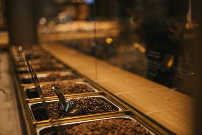 Starbucks Coffee roast spectrum explained - About Starbucks