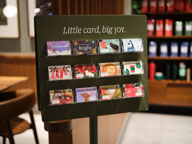 Starbucks anticipates 1 in 5 Americans to receive a Starbucks Card this ...