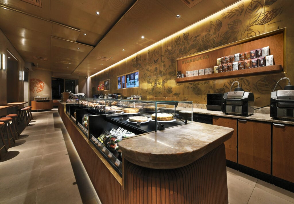 Starbucks Brings Iconic Coffeehouse to Milan, Italy