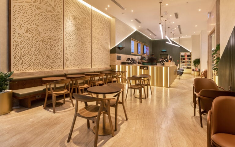 Starbucks Egypt unveils a store in Giza inside the Grand Egyptian ...