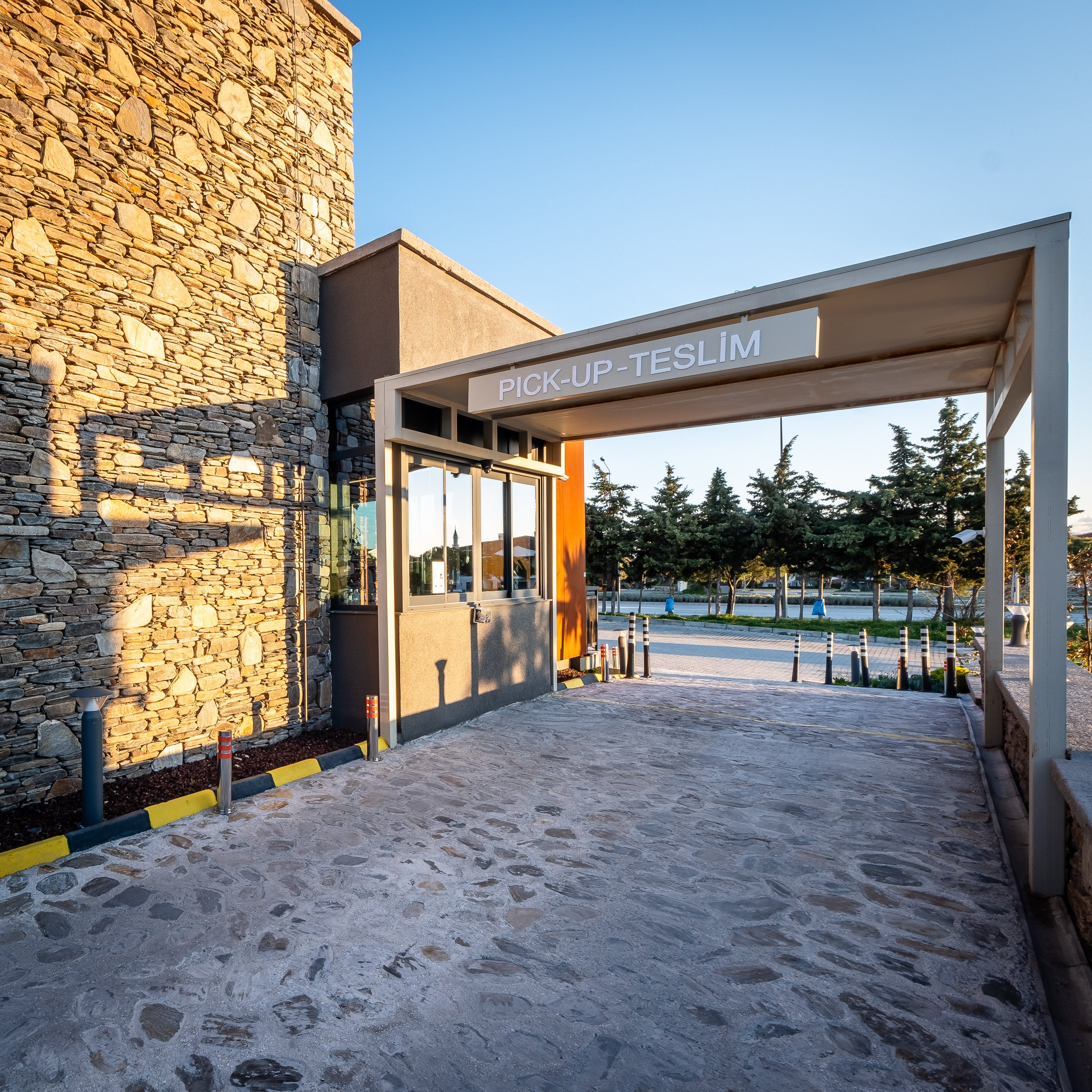 Meet the Starbucks EMEA Greener Store of the Year for 2023 - Starbucks ...