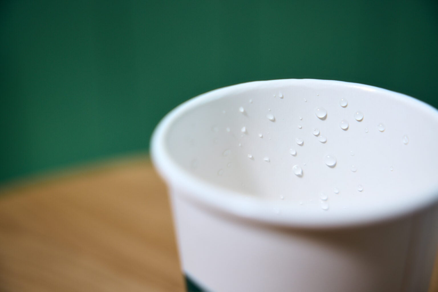 Starbucks redesigns its iconic white takeaway cup in Europe for rollout ...