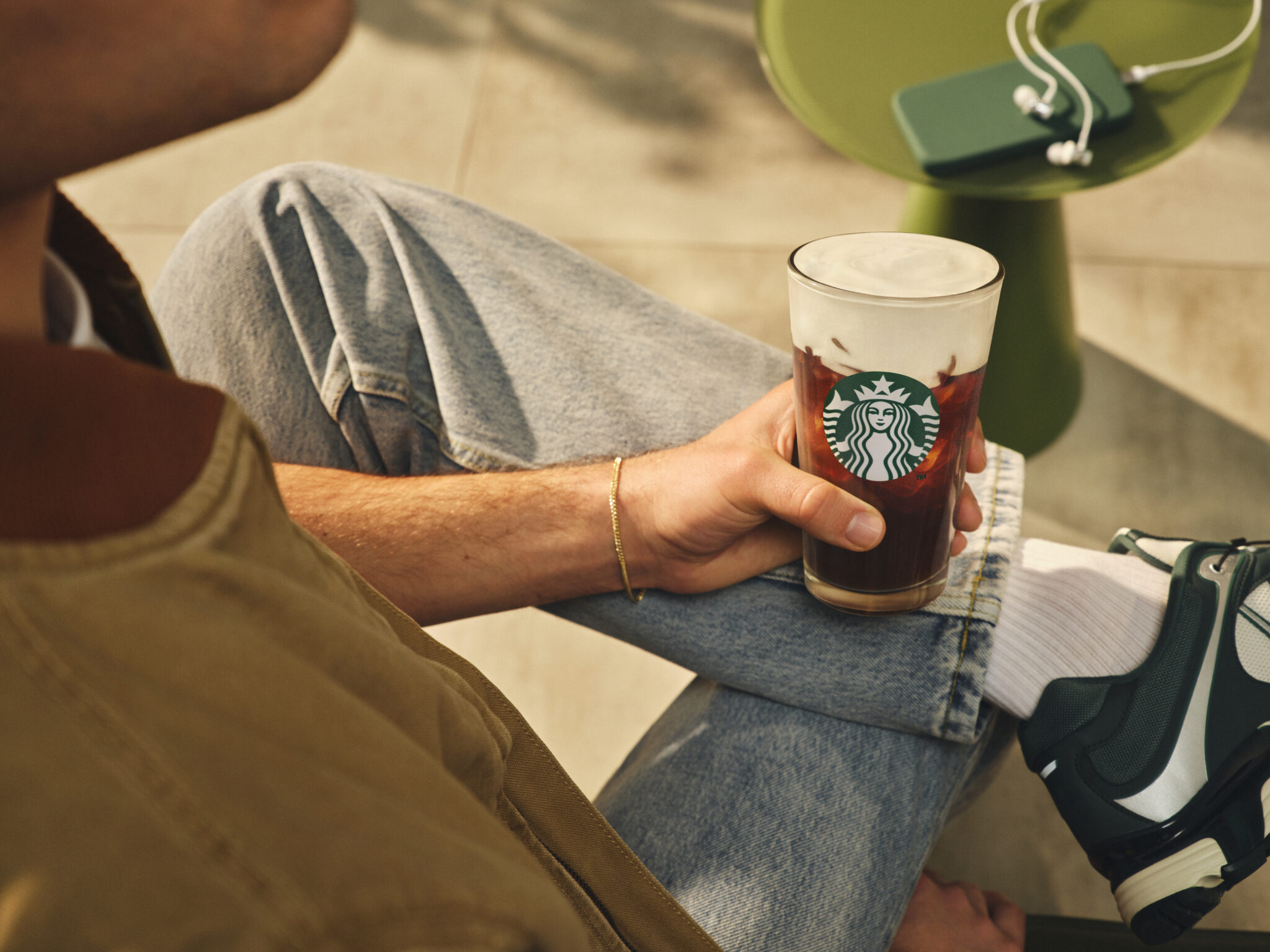 Introducing Starbucks Oleato – a Revolutionary New Coffee Ritual ...