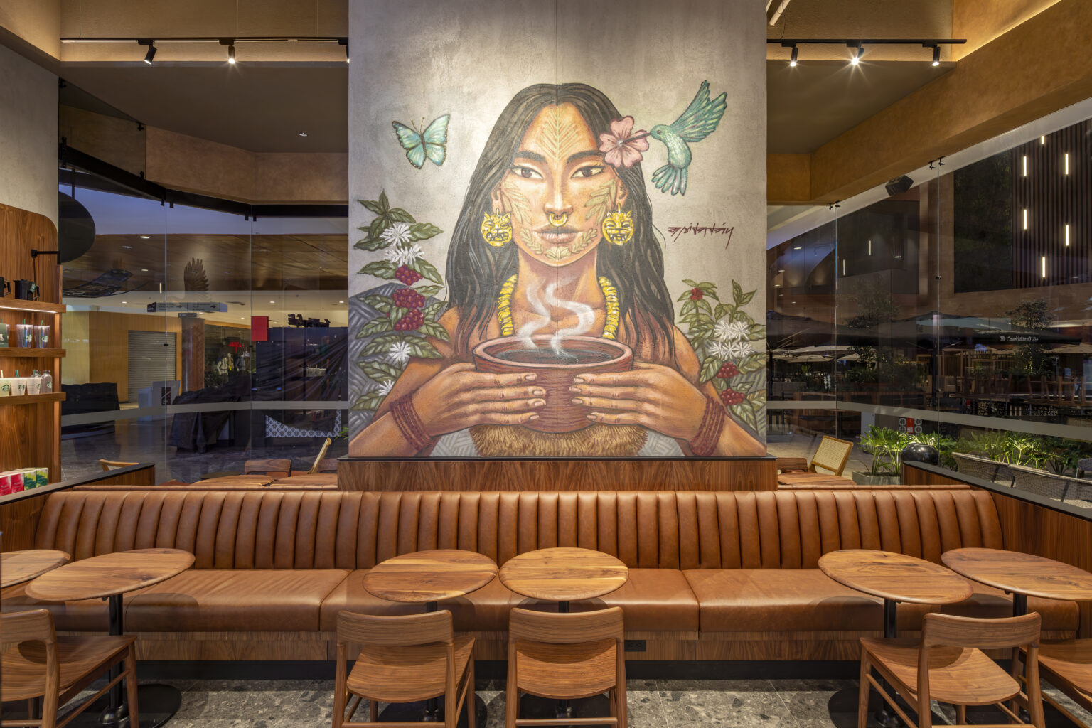 Starbucks abre su primera tienda en Ecuador - Starbucks Historias