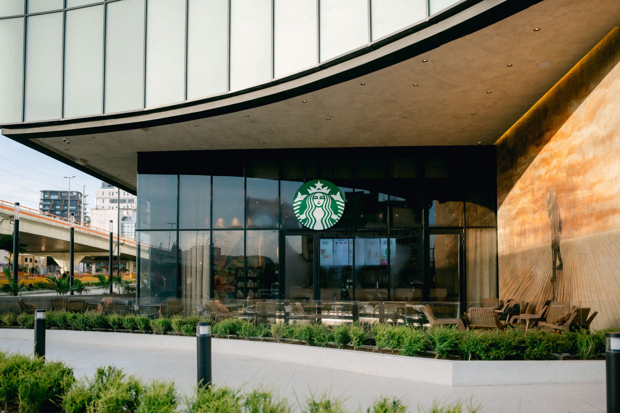 En Alianza con Alsea, Starbucks anuncia planes para expandir y elevar ...