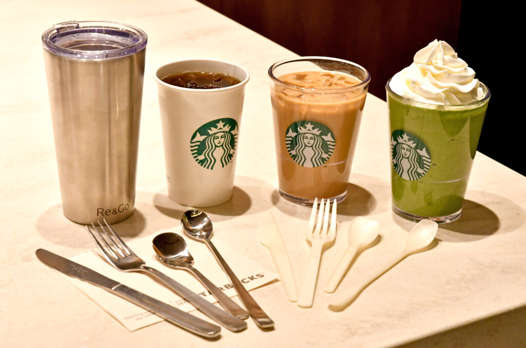 Starbucks takes action to reduce waste in Japan : Starbucks Stories Asia