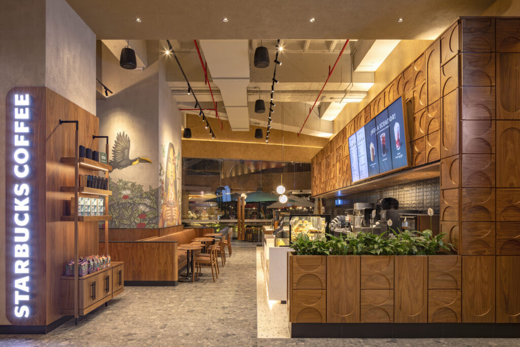 Starbucks Opens First Store in Ecuador - Starbucks Stories - Latin ...