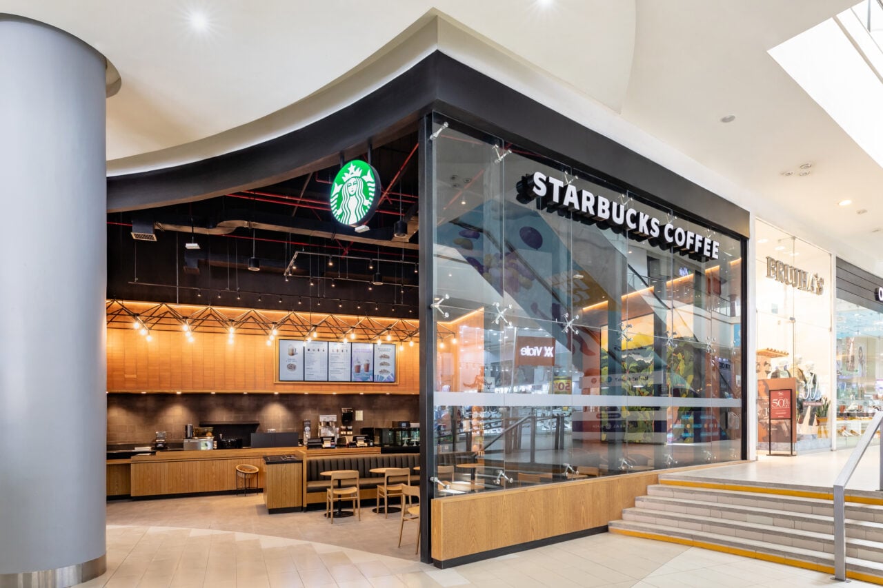 Starbucks Expands in Peru with New Store at Lima Airport and First ...